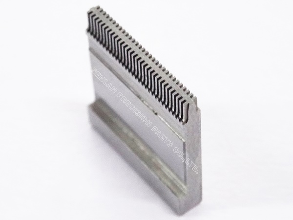 ELMAX Precision Plastic Moulding Parts / Connector Mold Parts With 0 ...